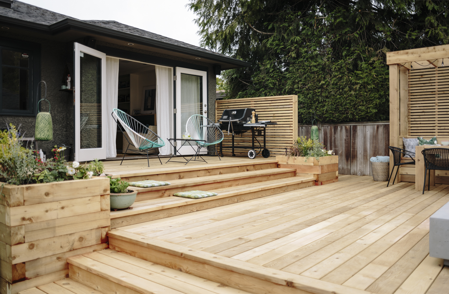 Cedar Decking Vs Composite Decking Real Cedar