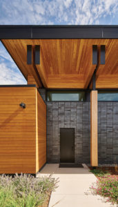 Zen Architecture that Harmonizes with Nature - Real Cedar