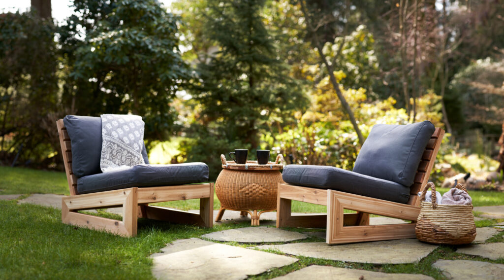 Outdoor Seating Solutions - Real Cedar